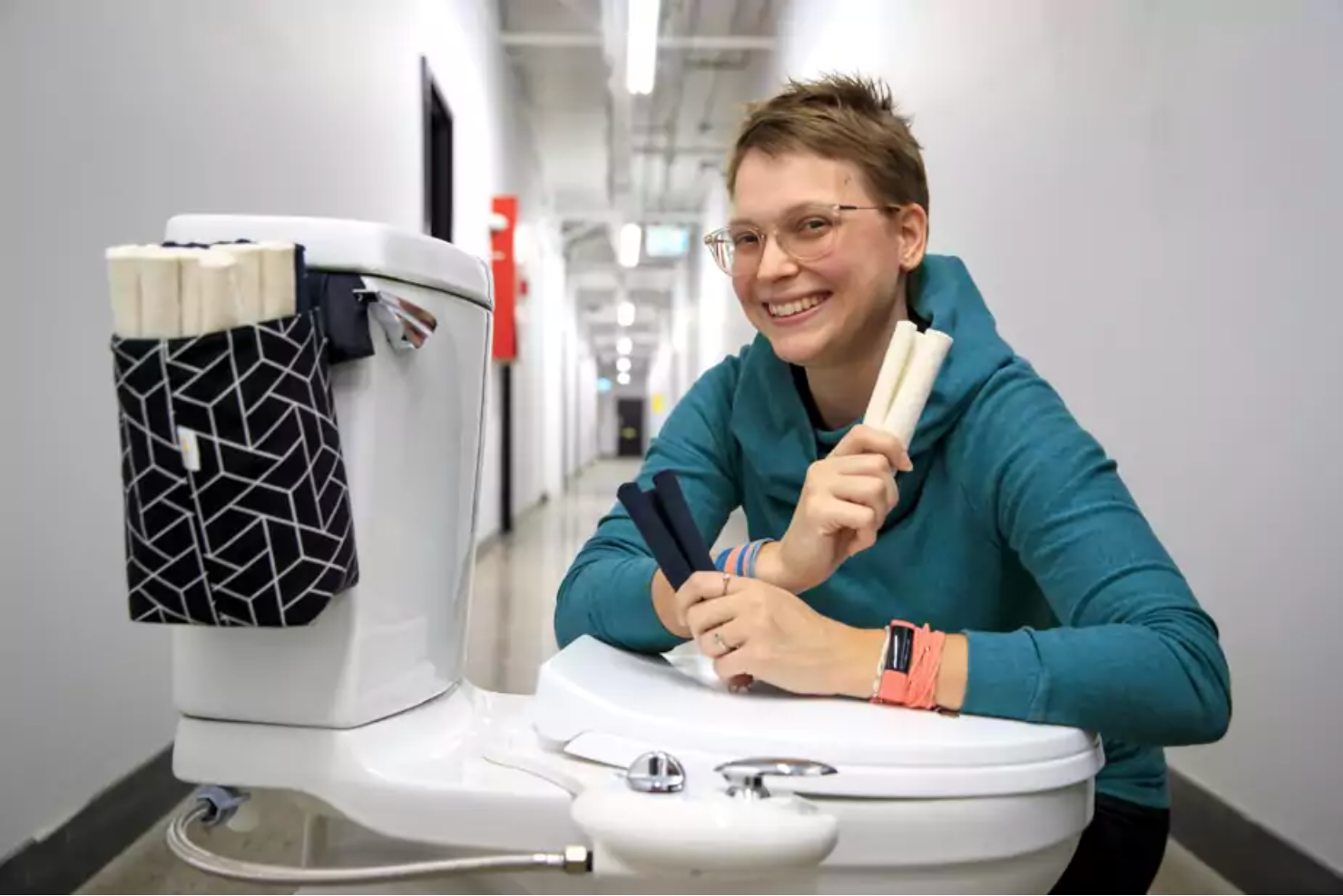 Reusable tissues, toilet paper and bidets. – Bateau bateau